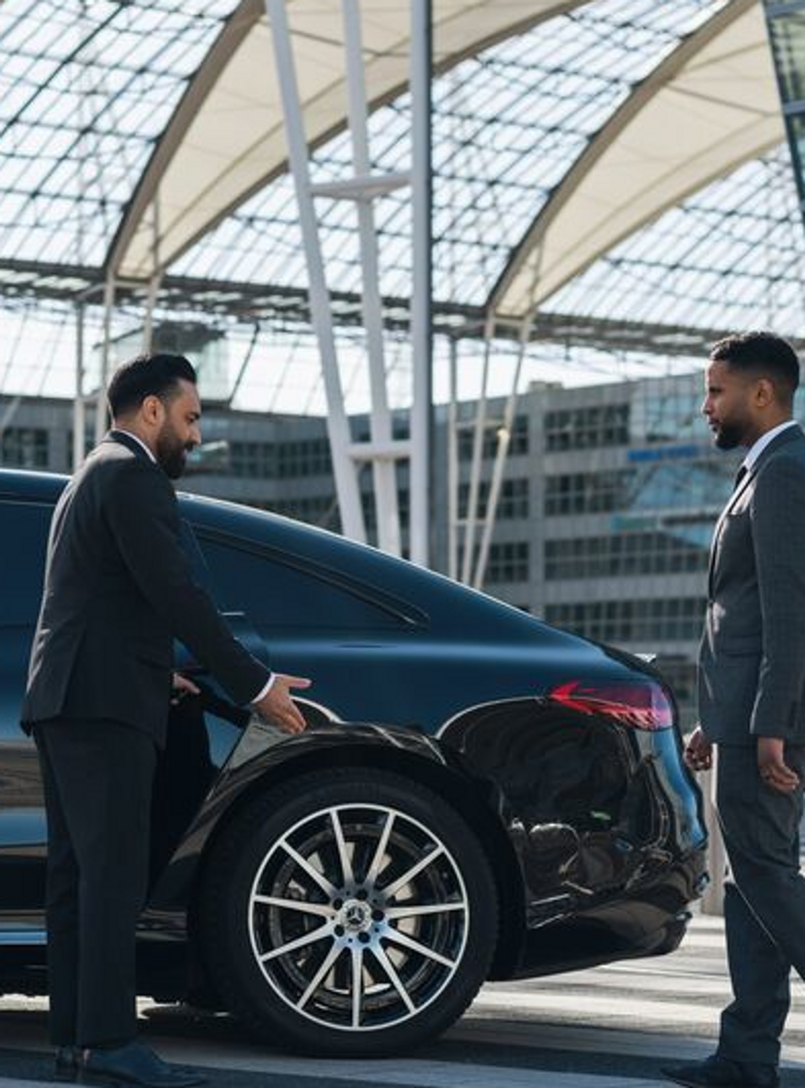 Long distance taxi service with SIXT ride