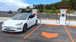 Tesla Car Rental | EV Hire | SIXT Australia