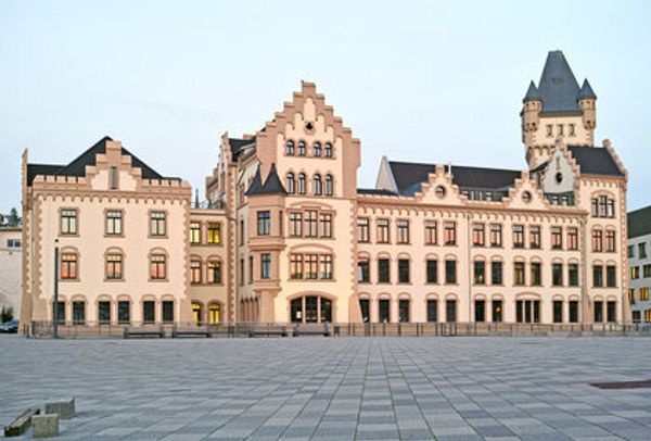 Car Rental at Dortmund Airport | SIXT rent a car