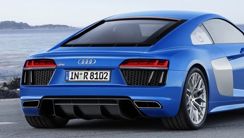 Audi R8 Supercar Hire - SIXT rent a car