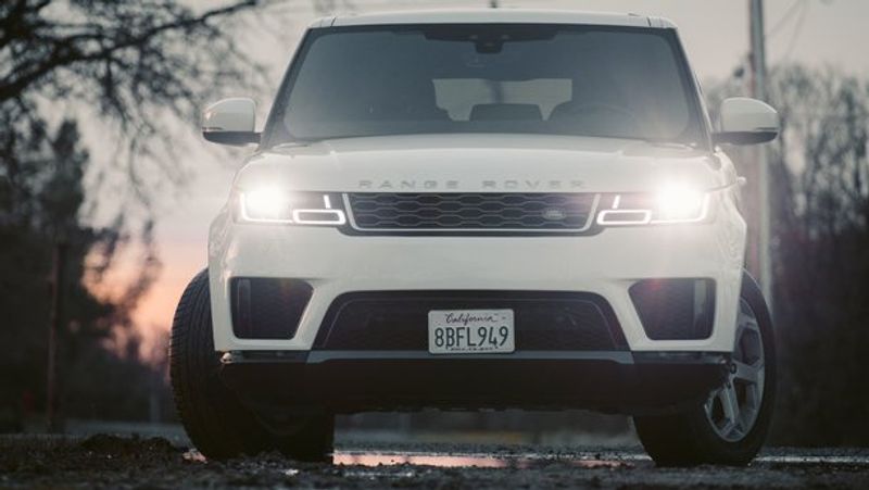 Land Rover Rental | Rent a Land Rover from SIXT rent a car