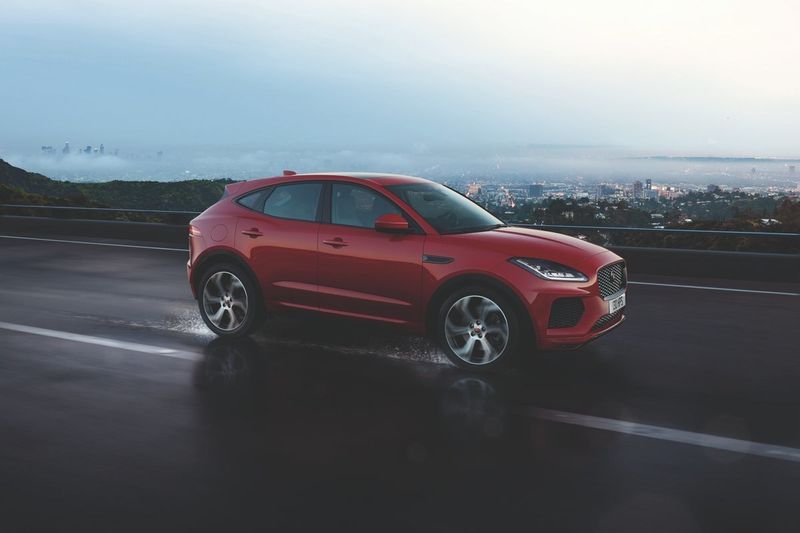 Limoges Car Hire | SIXT Car Rental