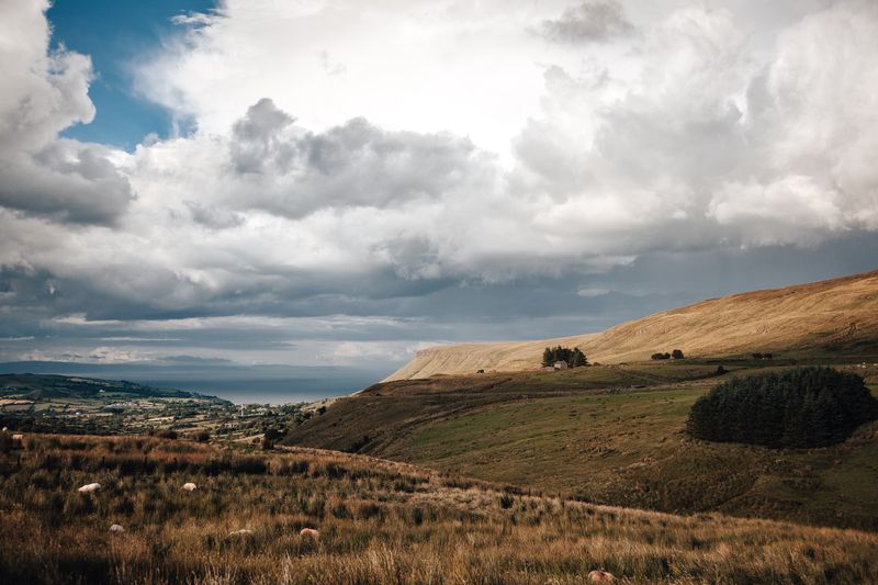 Car Hire in Northern Ireland | Car Rental Deals | SIXT rent a car