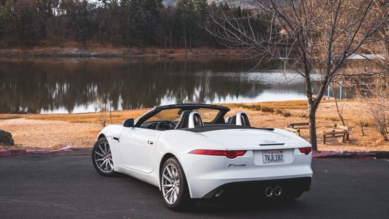 Alquiler de Jaguar F-Type | SIXT rent a car